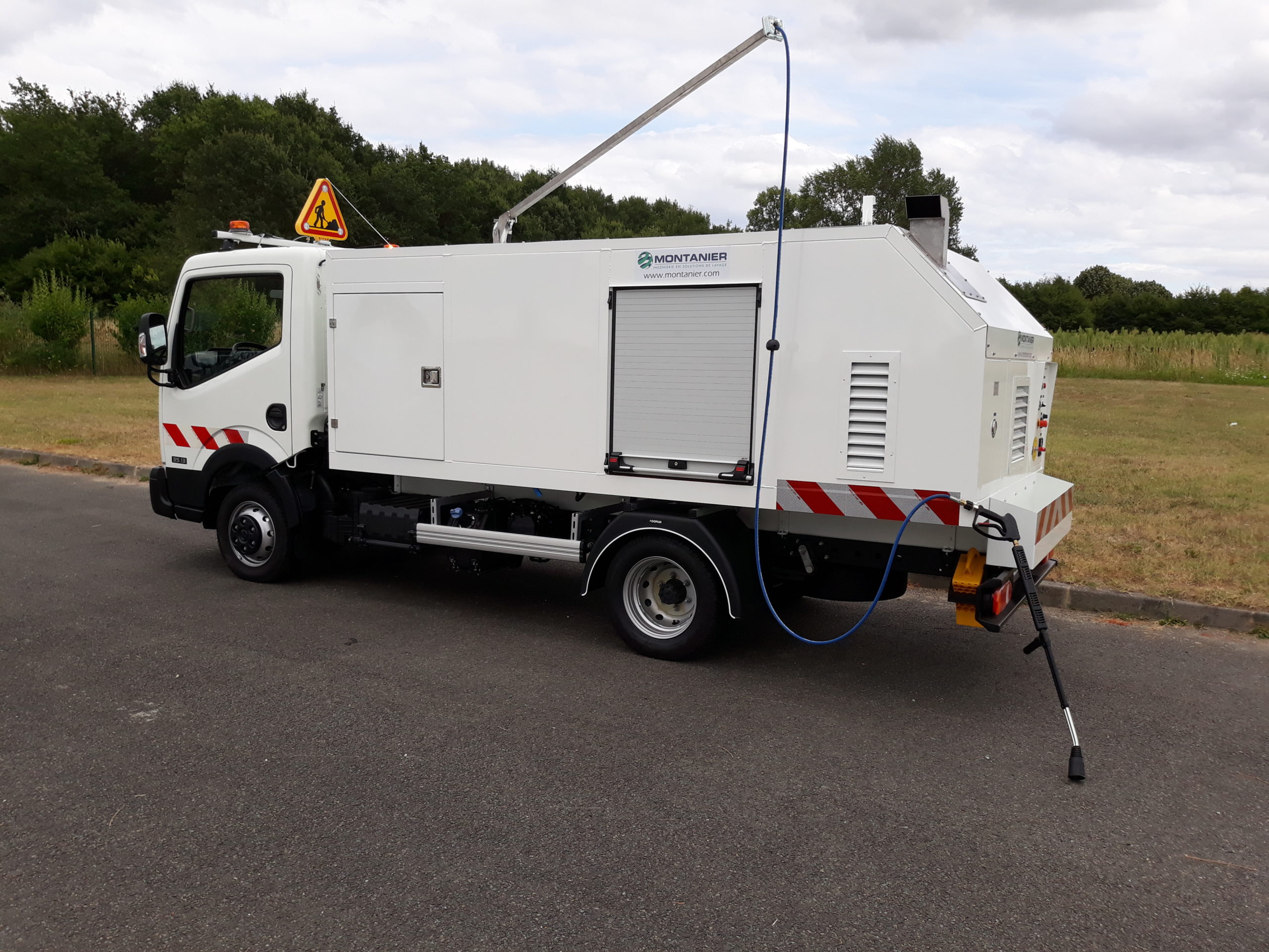 High pressure washing vehicle - Montanier
